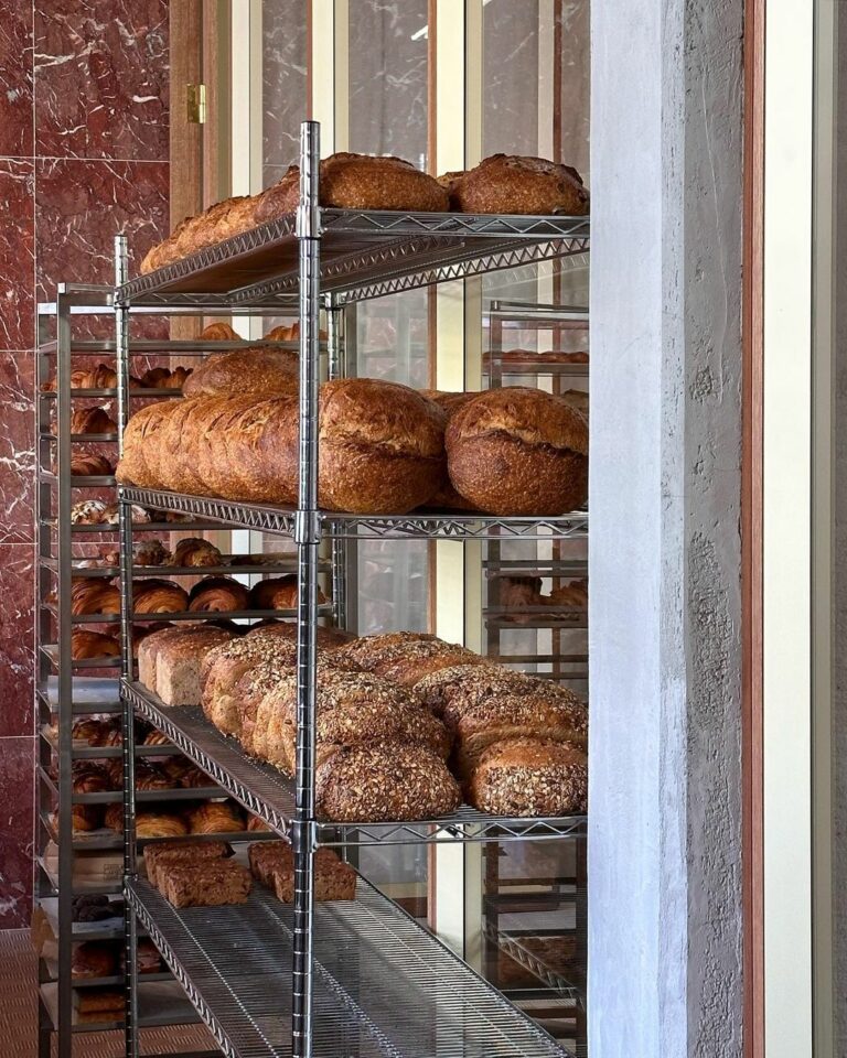 Red Jane: Ο φούρνος στα Χανιά που μιλάει όλη η Ελλάδα - FlagInLife