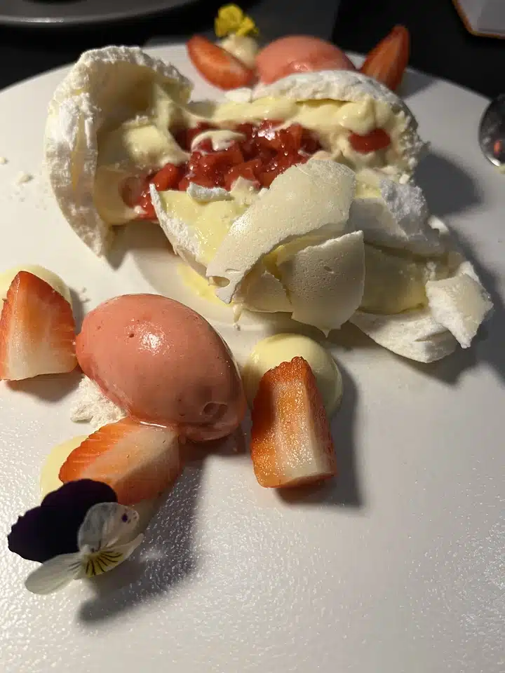 Blends Mix And Match: Μια απολαυστική γευστική εμπειρία στη Γλυφάδα ...