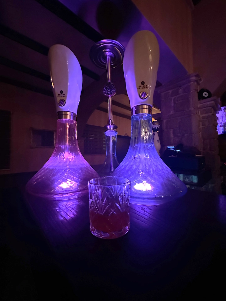 Hubbly Bubbly: Ένα διαφορετικό στέκι στα Βριλήσσια - FlagInLife